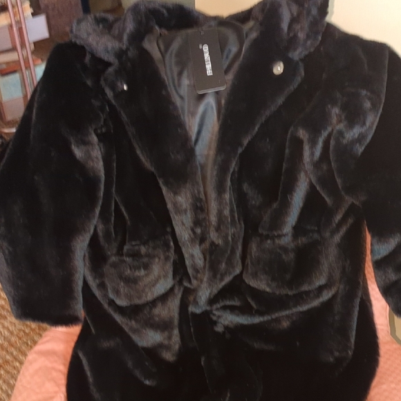 fhillinuo | Jackets & Coats | Luxurious Black Teddy Jacket | Poshmark